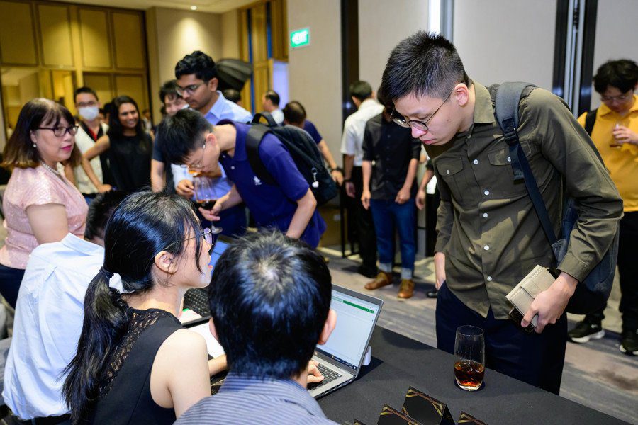 Badge Guide to Organizing Events - Merry Bees