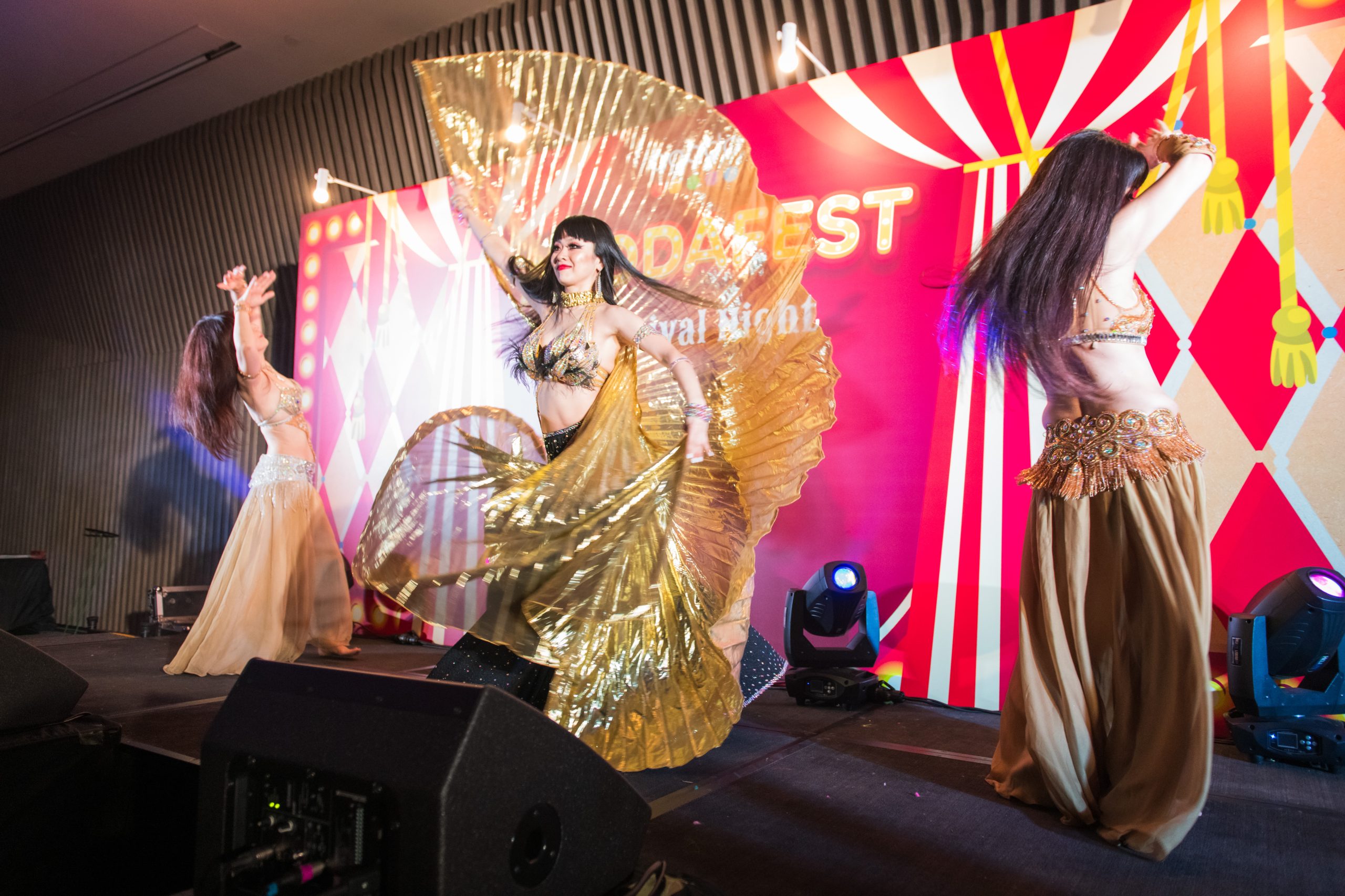 Belly Dancer - Merry Bees