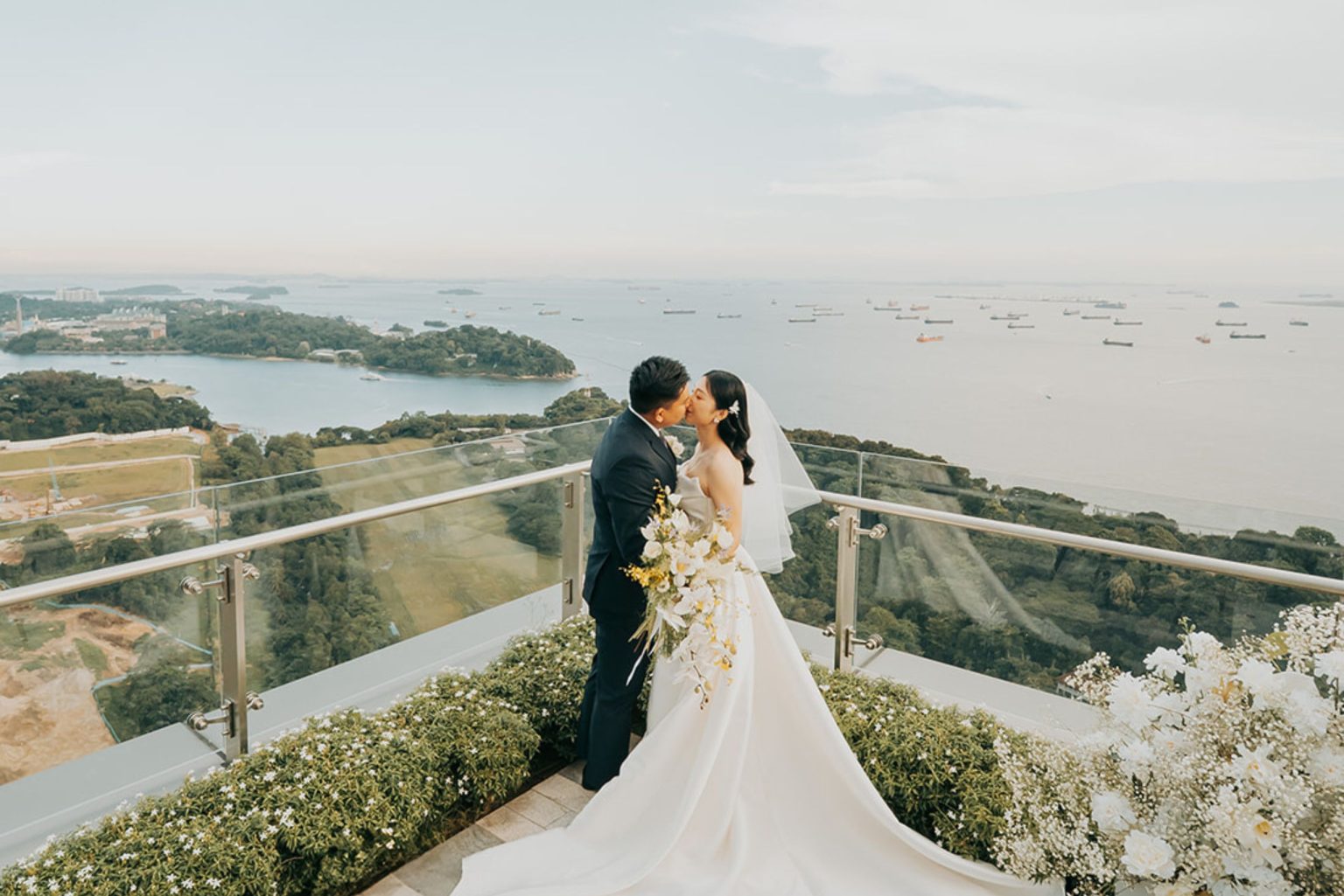 Wedding Entertainment Ideas Beyond the Dance Floor - Merry Bees